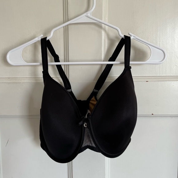 Chantelle | Intimates & Sleepwear | Chantelle Black Bra Size 32dddd 32g ...